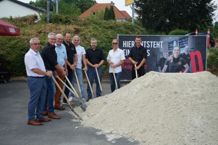 Spatenstich für neue Pappert-Filiale - brot+backwaren